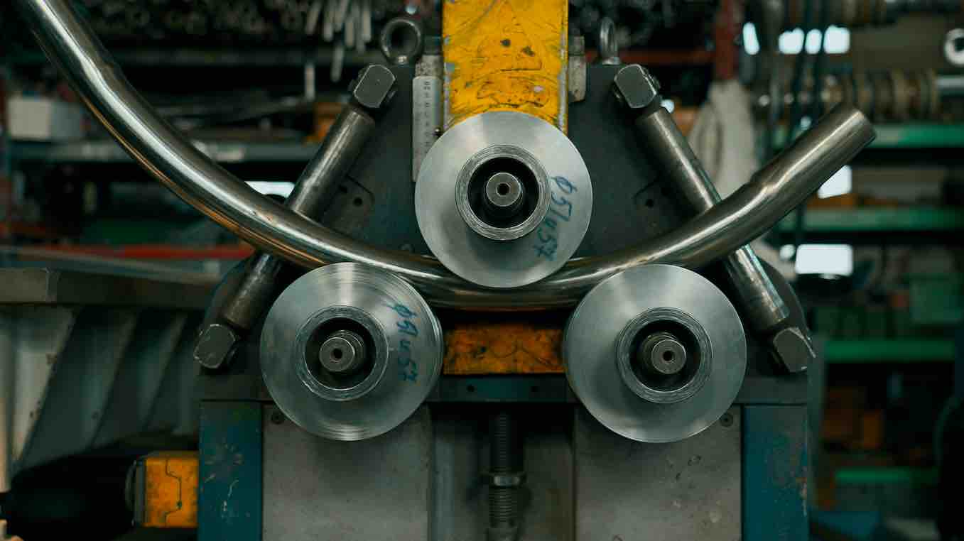 Fundamentos de la dobladora hidráulica y el doblado industrial ...