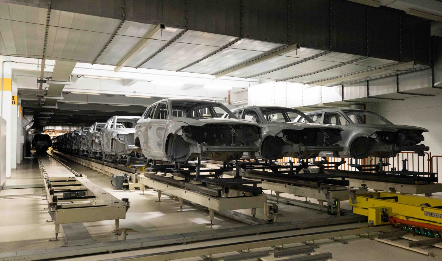 Industria automotriz: ¿qué papel juega la metalmecánica en el sector automotriz? - Tecnomaquinaria